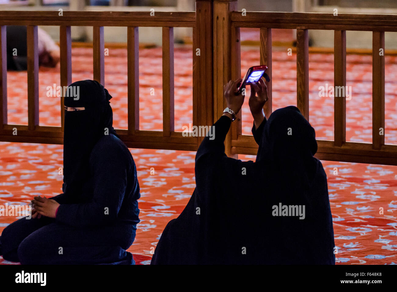 Women prayer area hi-res stock photography and images - Alamy