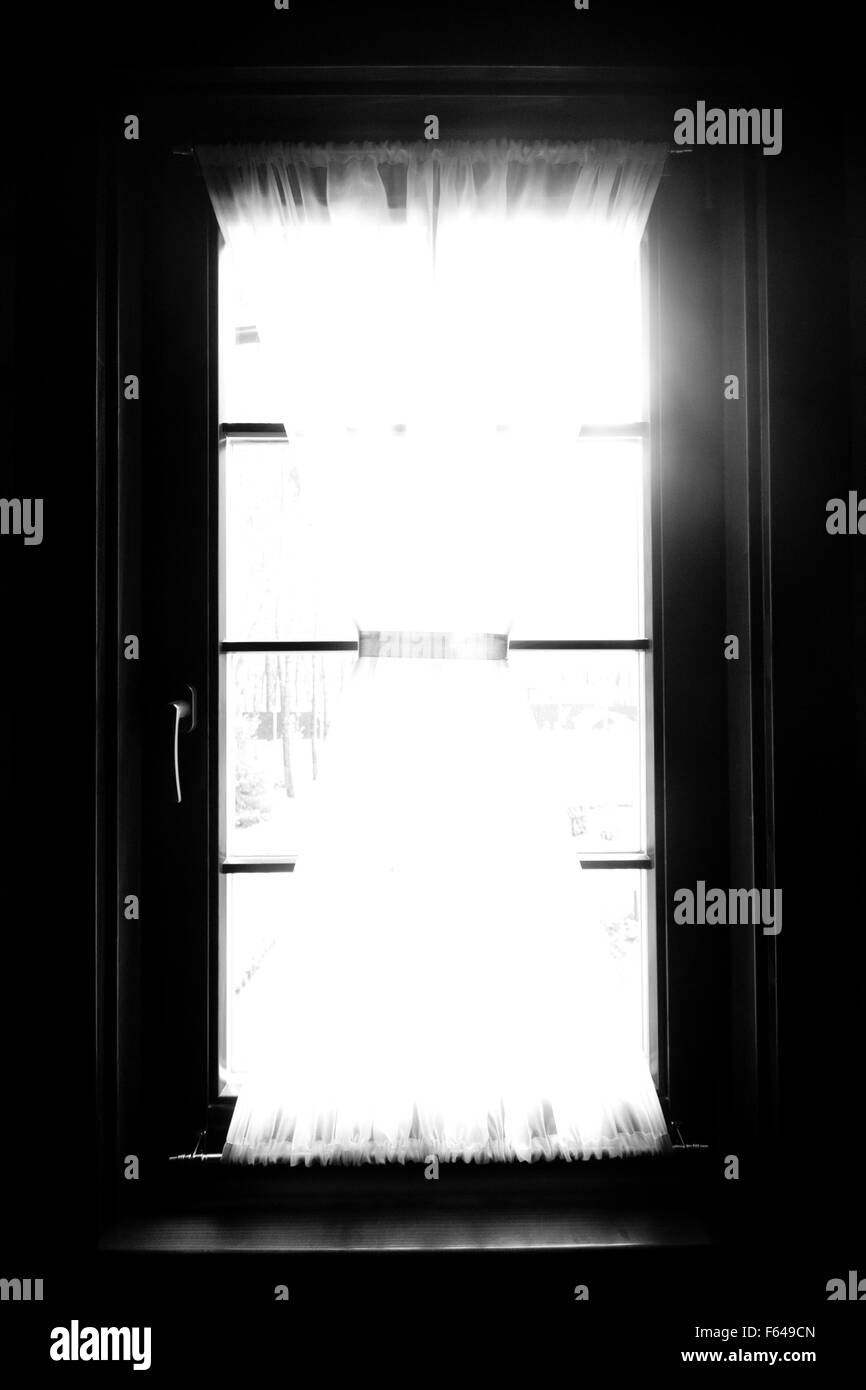 Dark room hi-res stock photography and images - Alamy