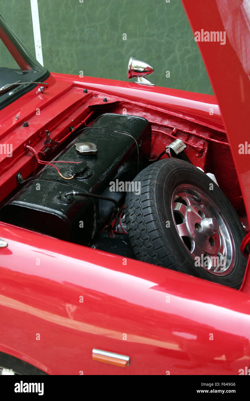 Siata 750 Turisa. Tank and replacement wheel Stock Photo - Alamy