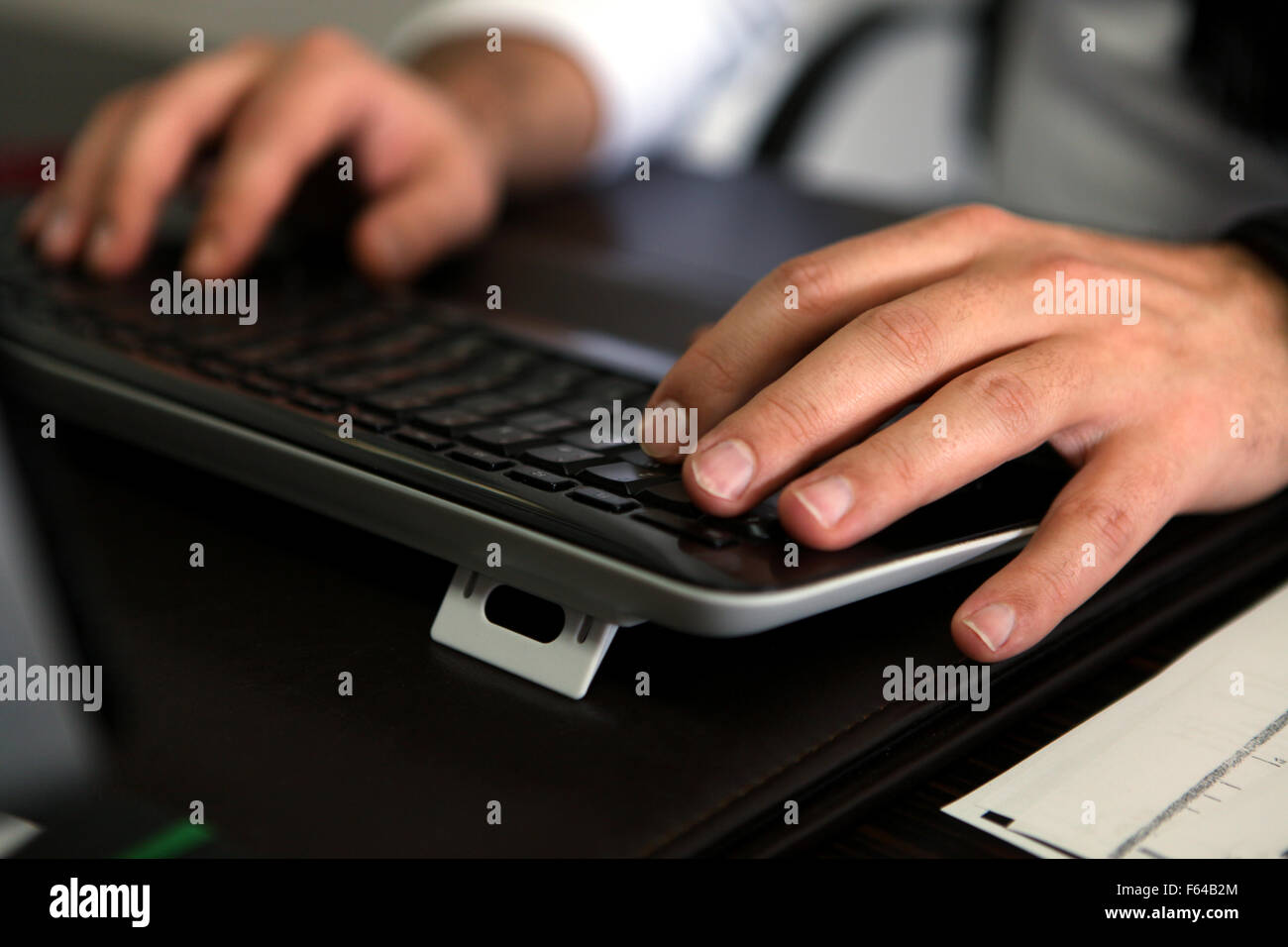 Typing a document hi-res stock photography and images - Alamy