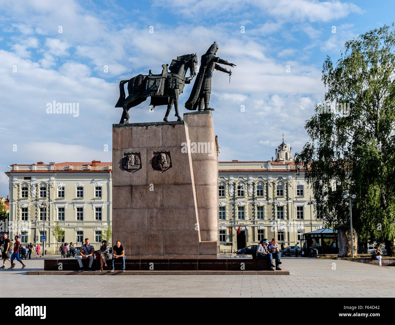 Cathedral Square in Vilnius, Lithuania Stock Photo - Alamy