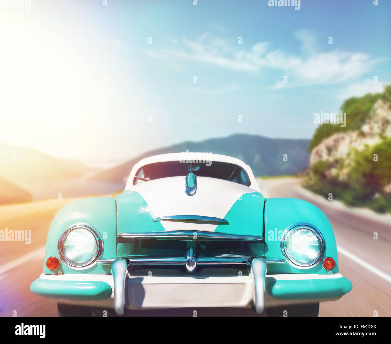 Blue retro car hi-res stock photography and images - Alamy