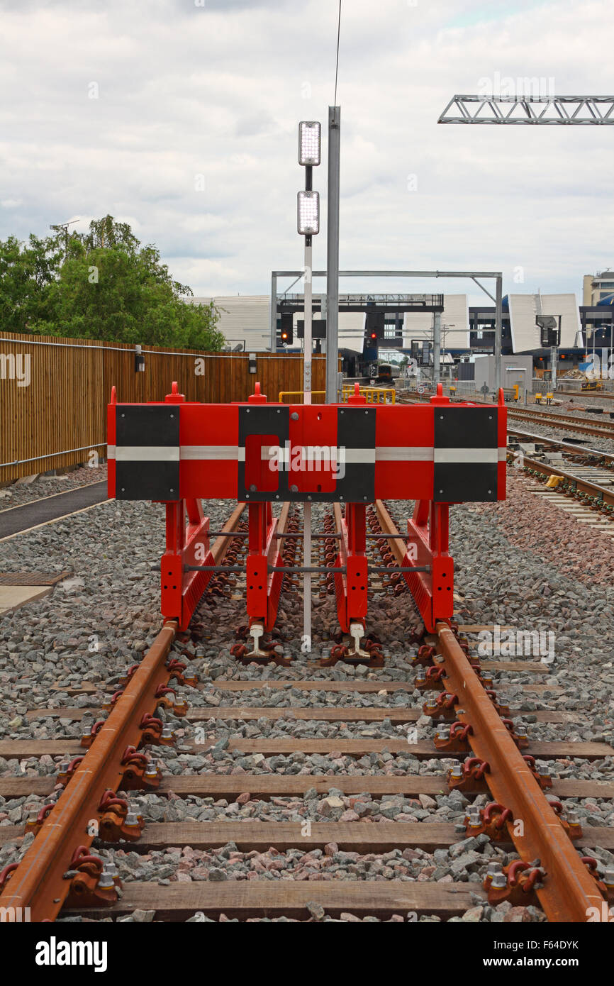 Stop blocks hi-res stock photography and images - Alamy