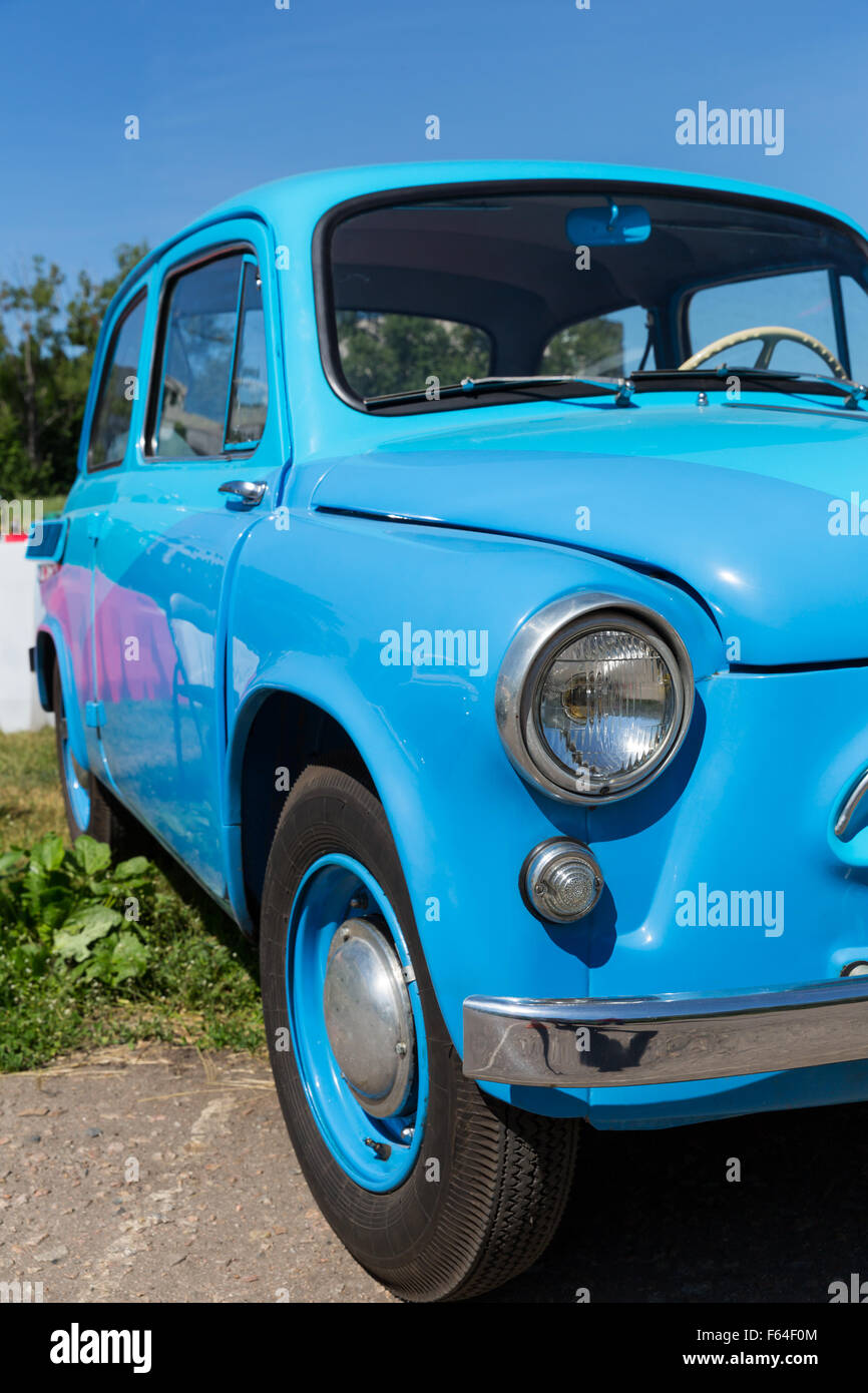 Blue retro hi-res stock photography and images - Alamy