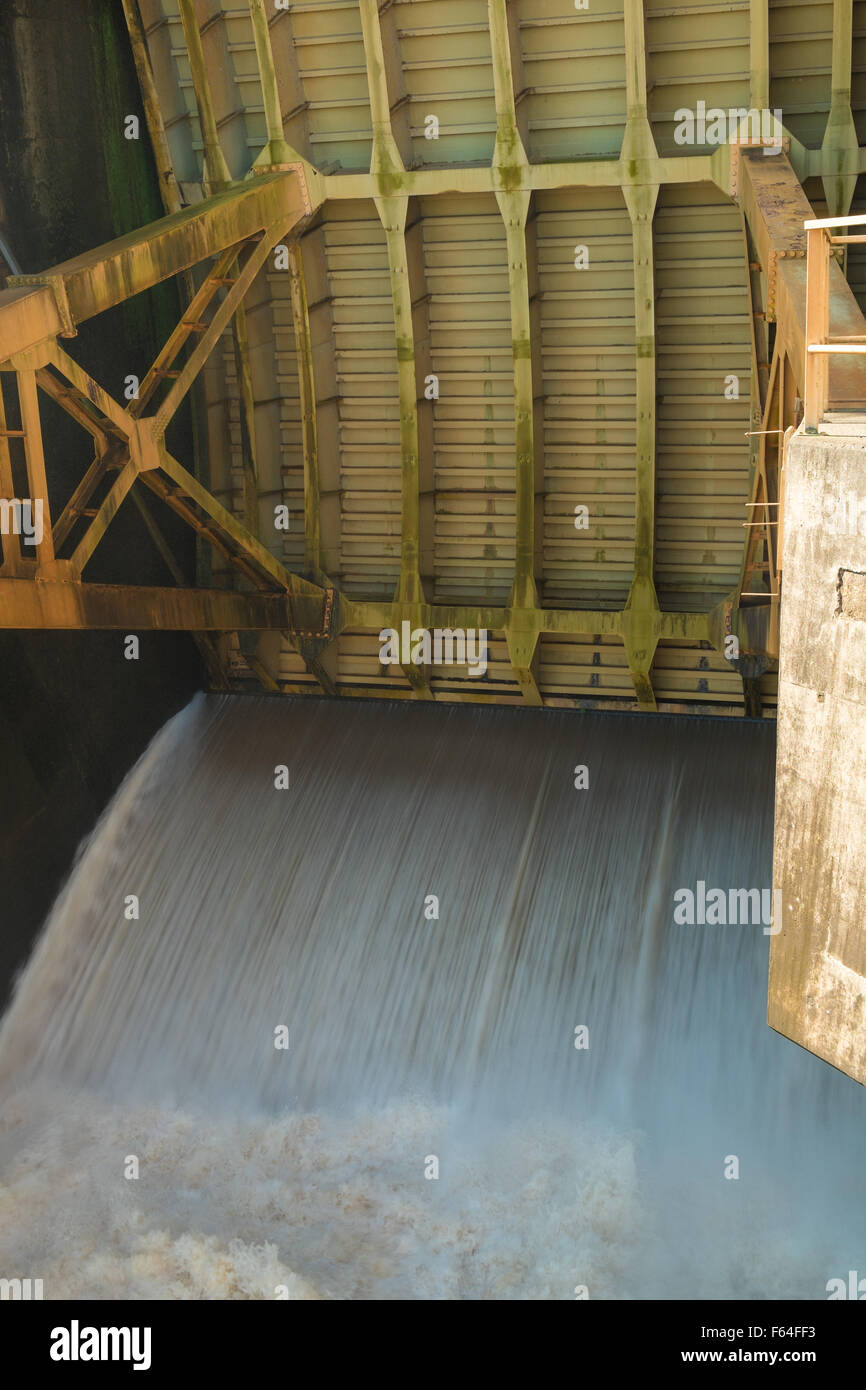 Large flowing pressure of water hi-res stock photography and images - Alamy