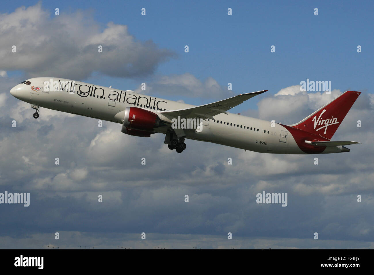 virgin atlantic 787 900 dreamliner Stock Photo - Alamy