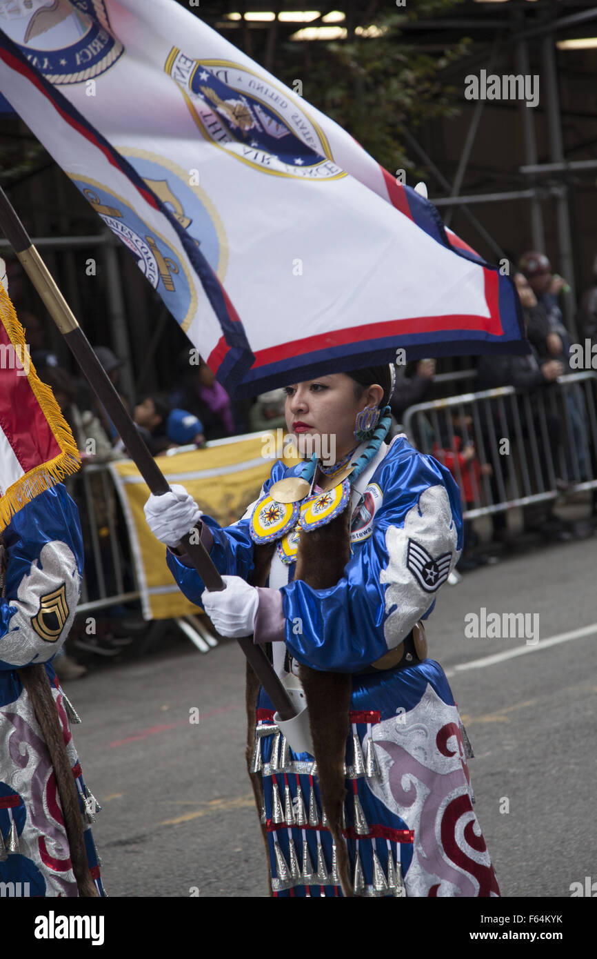 Native american military woman hi-res stock photography and images - Alamy