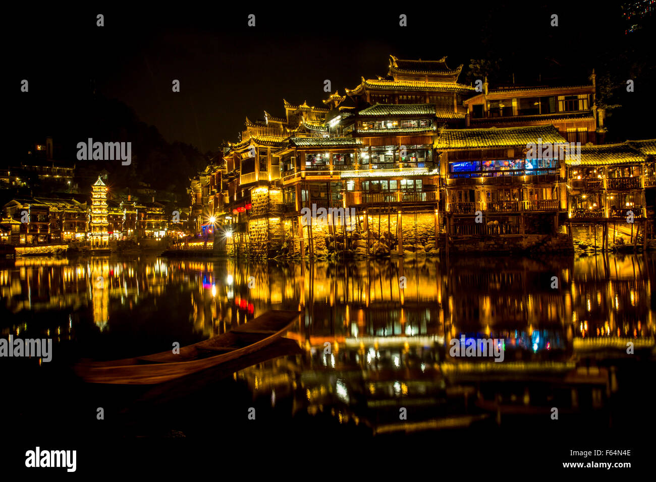 Phoenix ancient china hi-res stock photography and images - Alamy