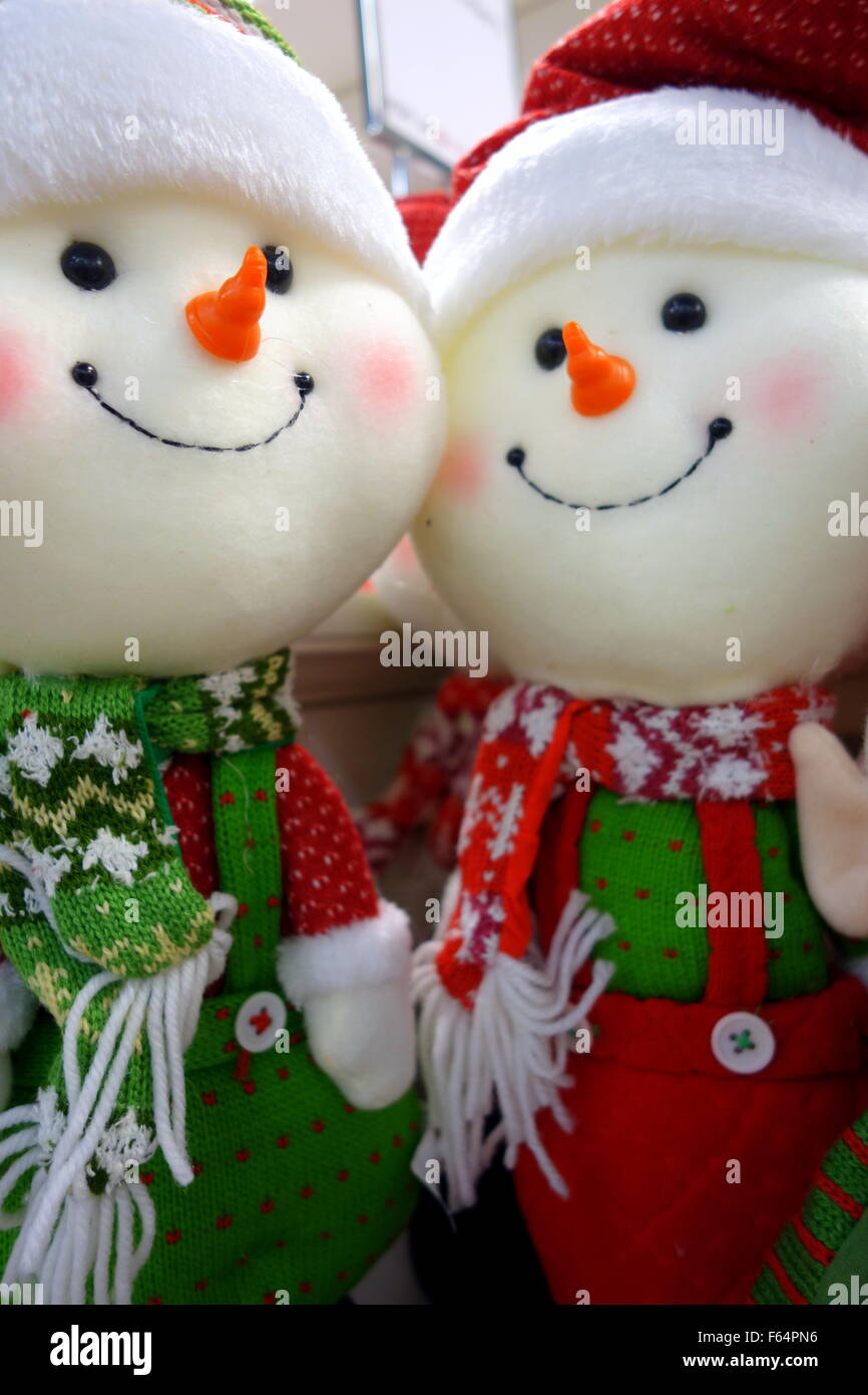 Smiley faces snow hi-res stock photography and images - Alamy