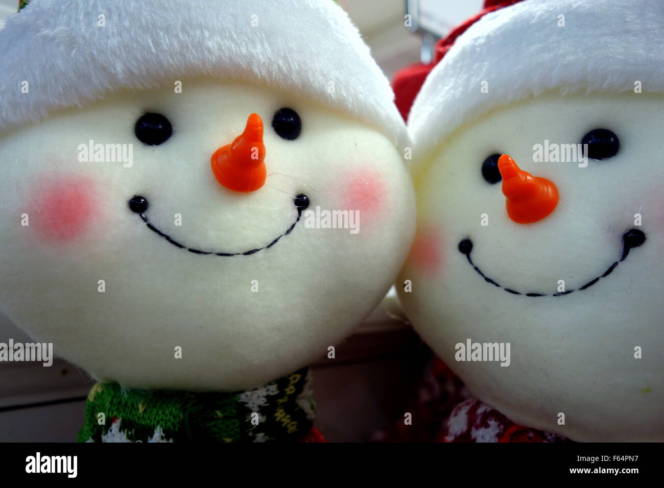 Smiley faces snow hi-res stock photography and images - Alamy