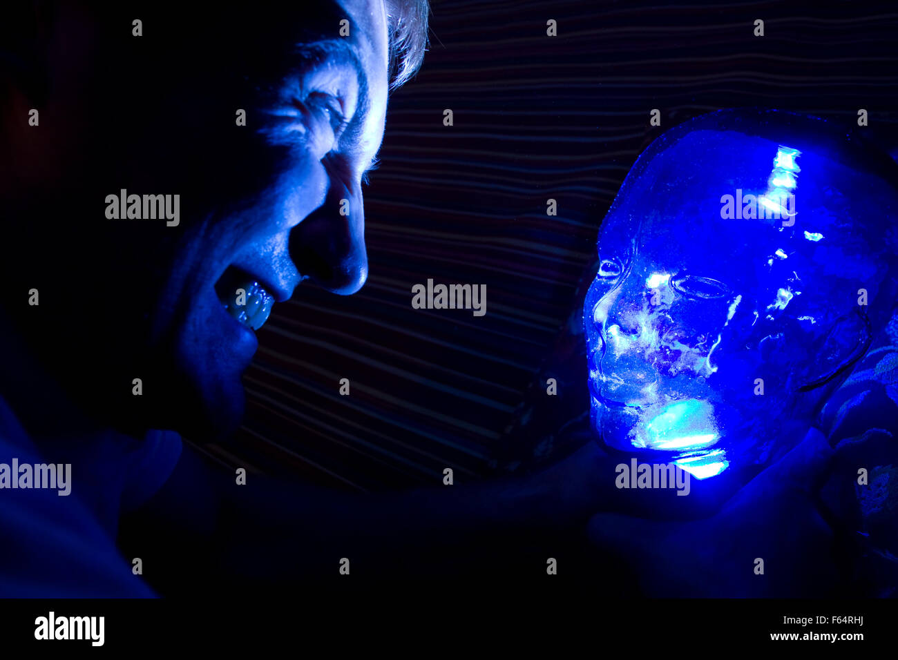 Man choking the alien Stock Photo - Alamy