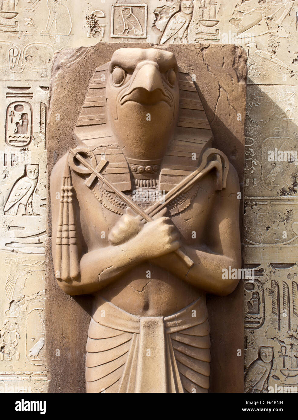 Statue ra sun god hi-res stock photography and images - Alamy