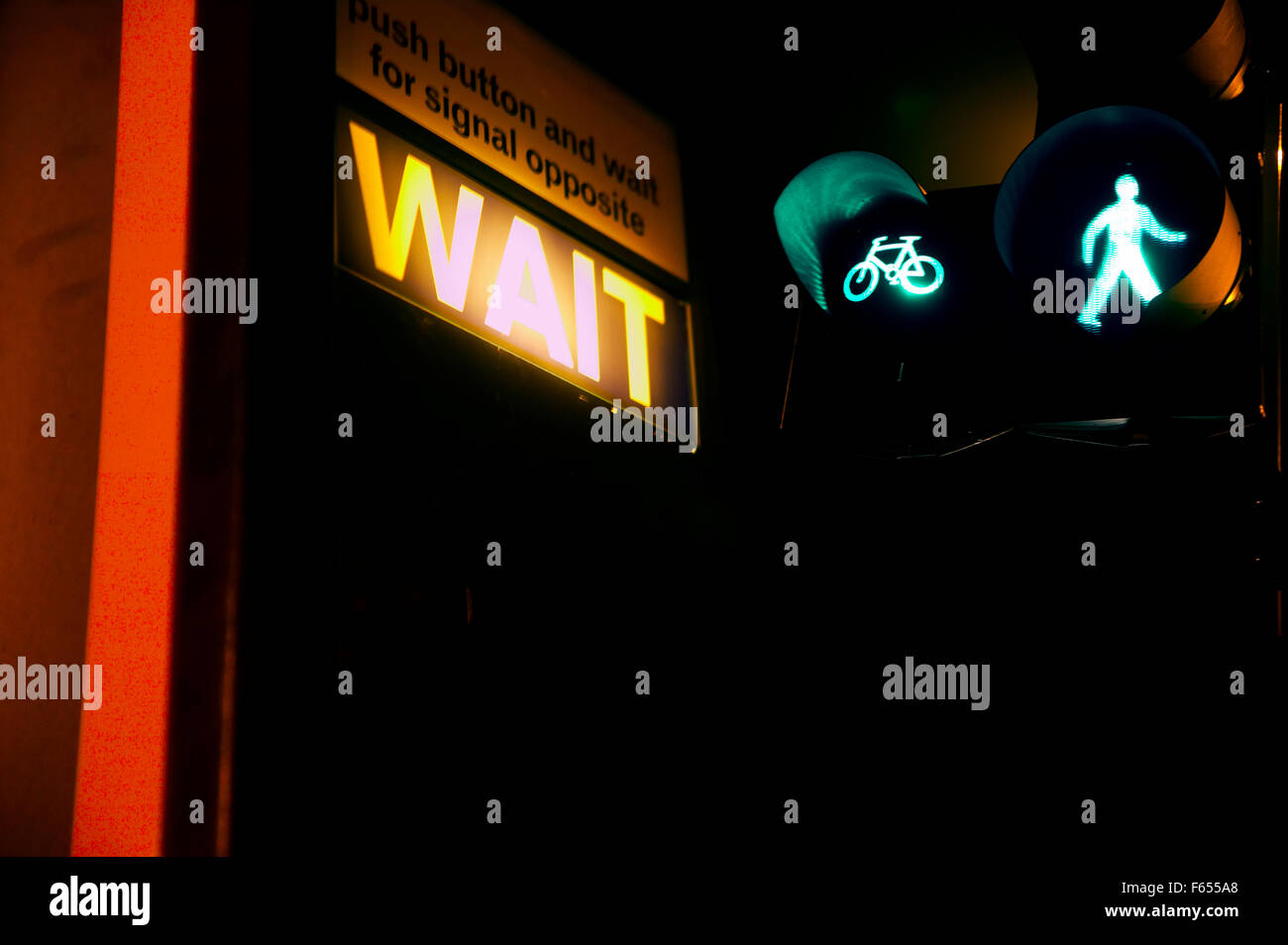 traffic light signals at night Stock Photo - Alamy