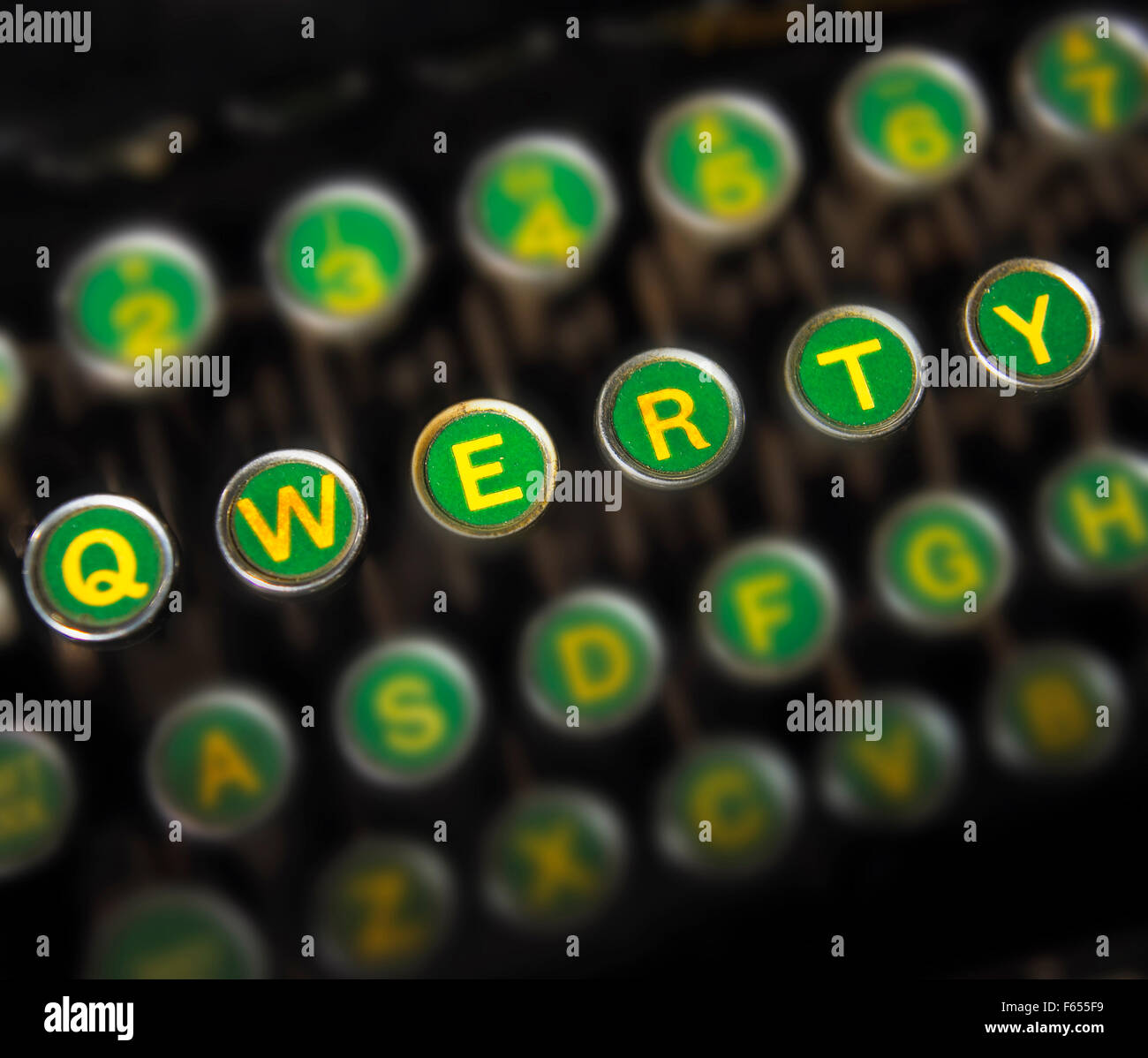 qwerty typewriter keys Stock Photo - Alamy