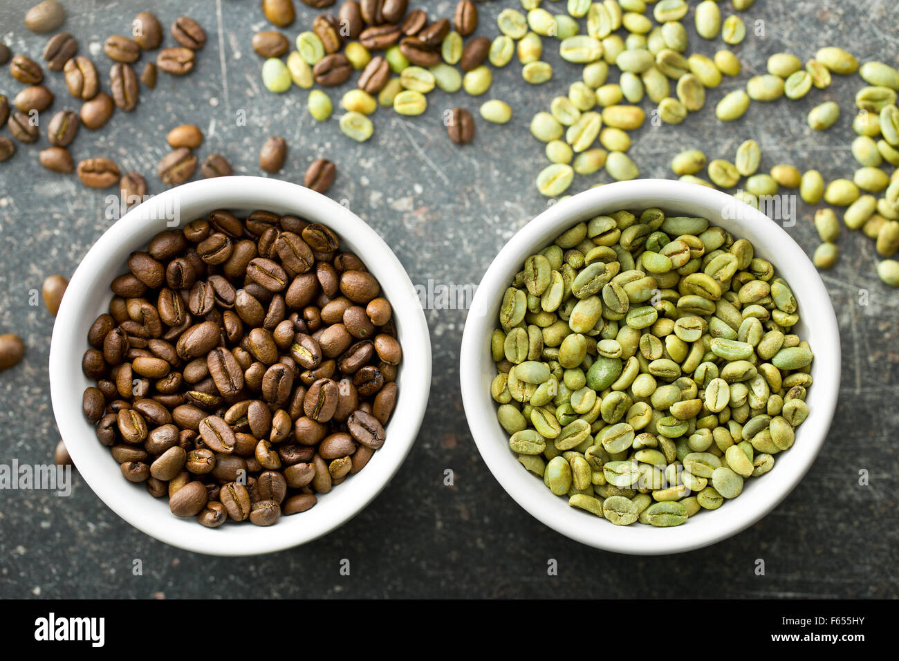 Roasted and unroasted coffee beans hi-res stock photography and images ...