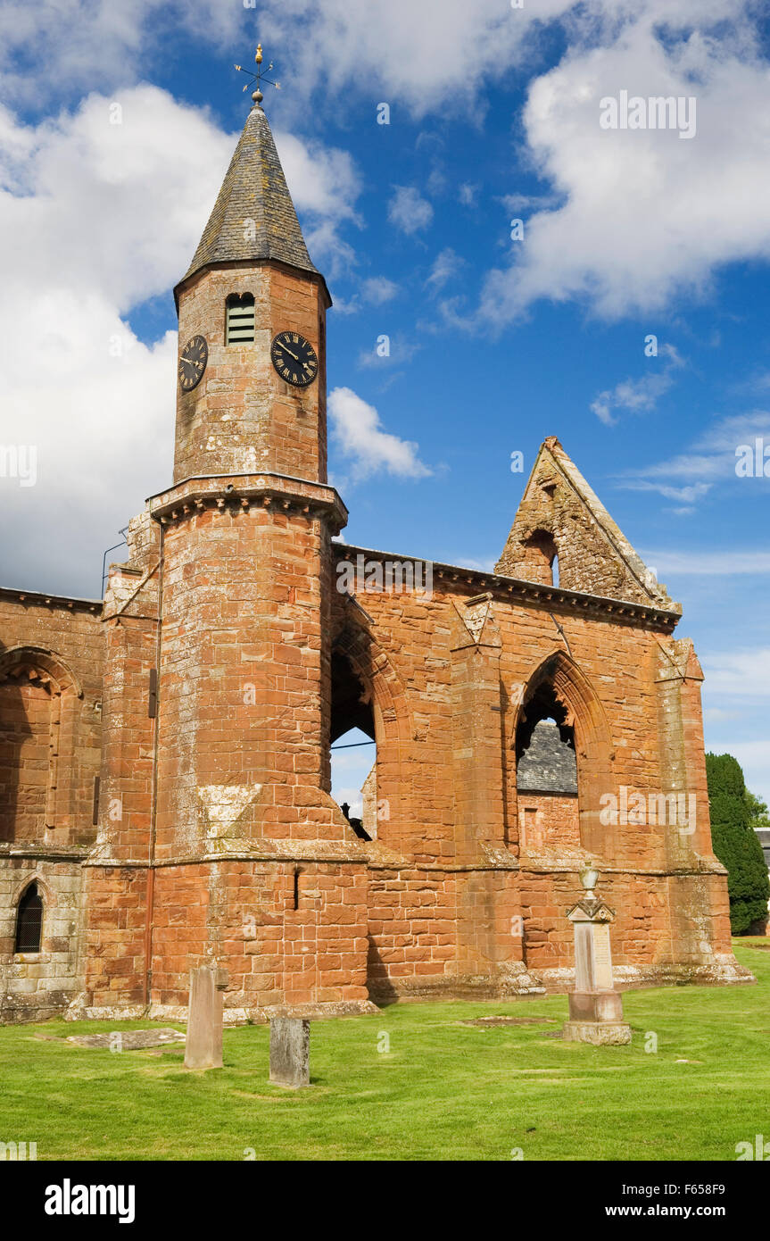 Ruins of fortrose cathedral hi-res stock photography and images - Alamy
