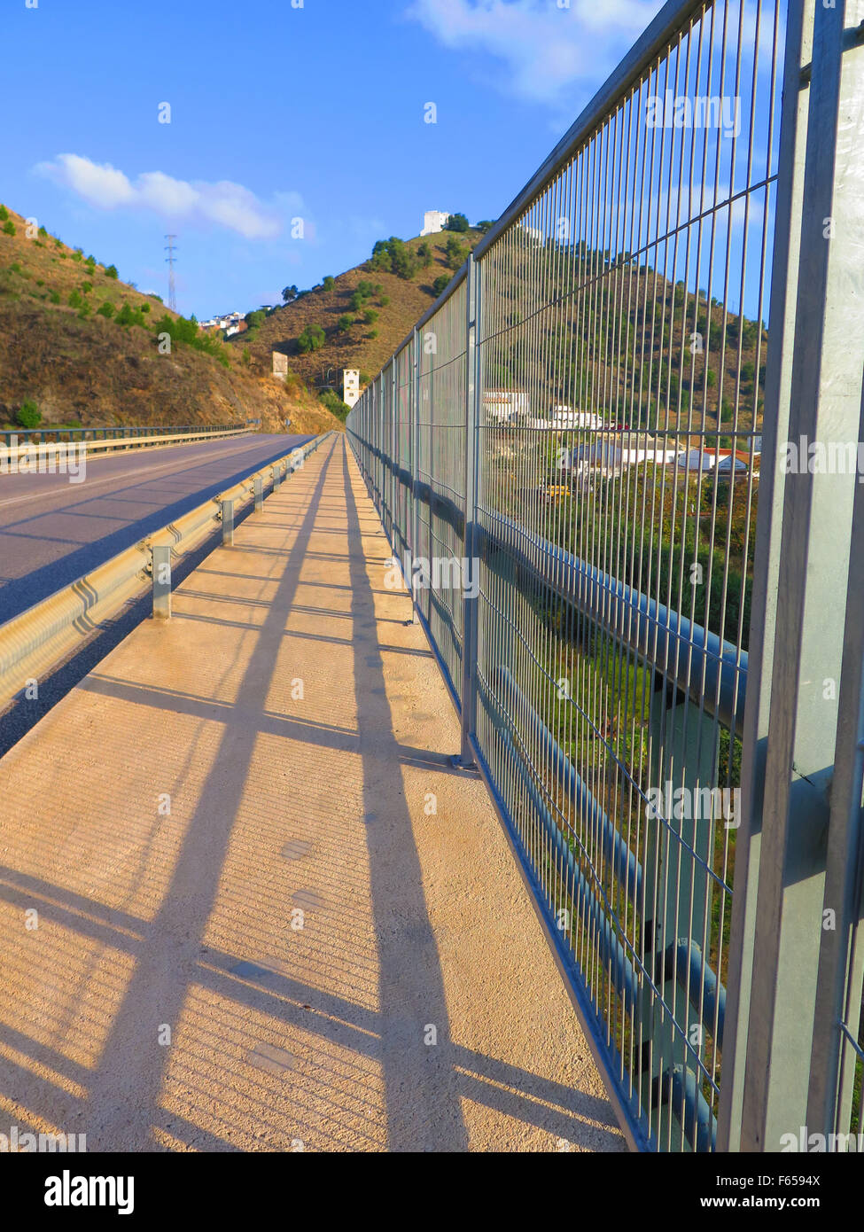 Guard rail railing hi-res stock photography and images - Alamy