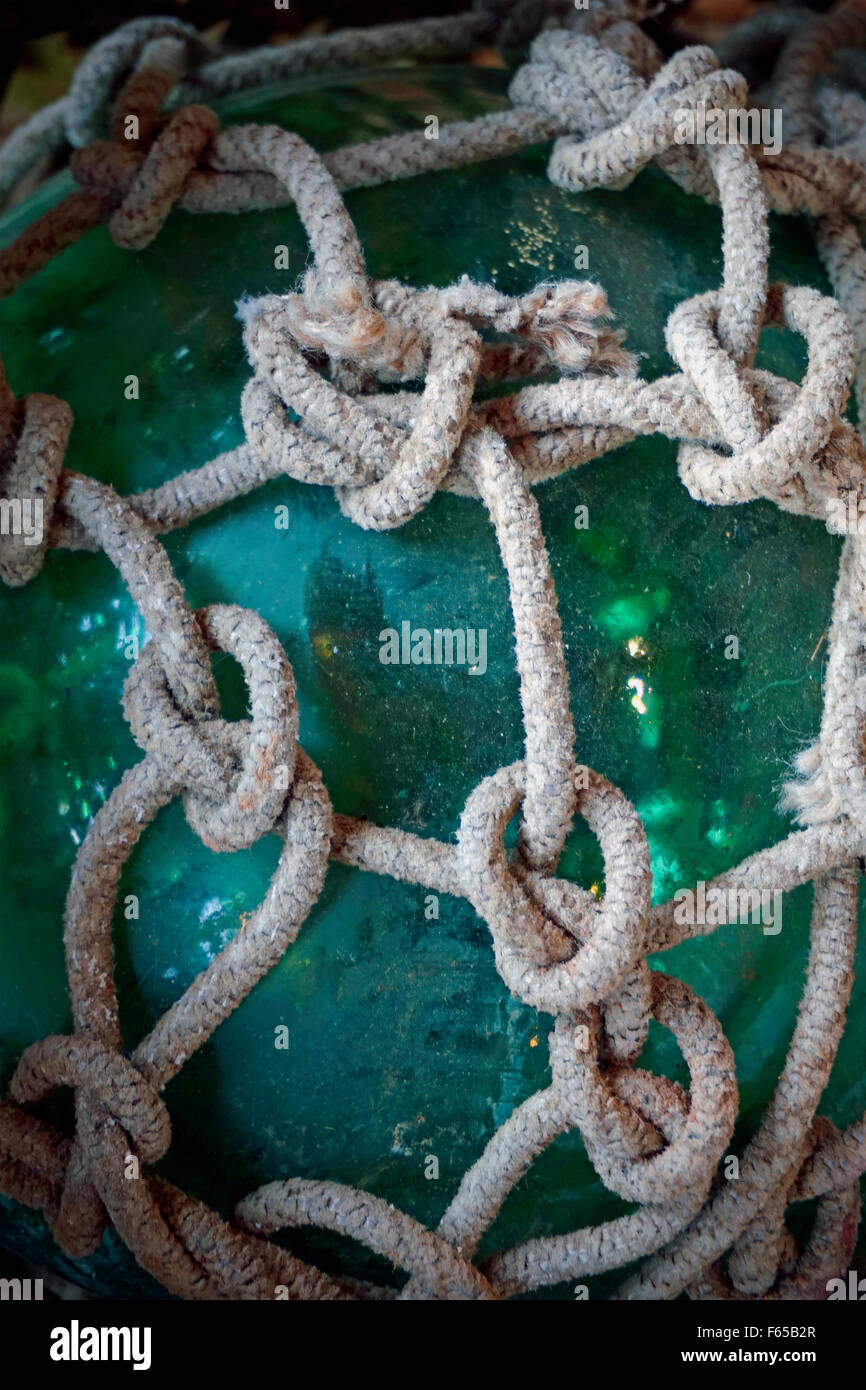 Float glass hi-res stock photography and images - Alamy