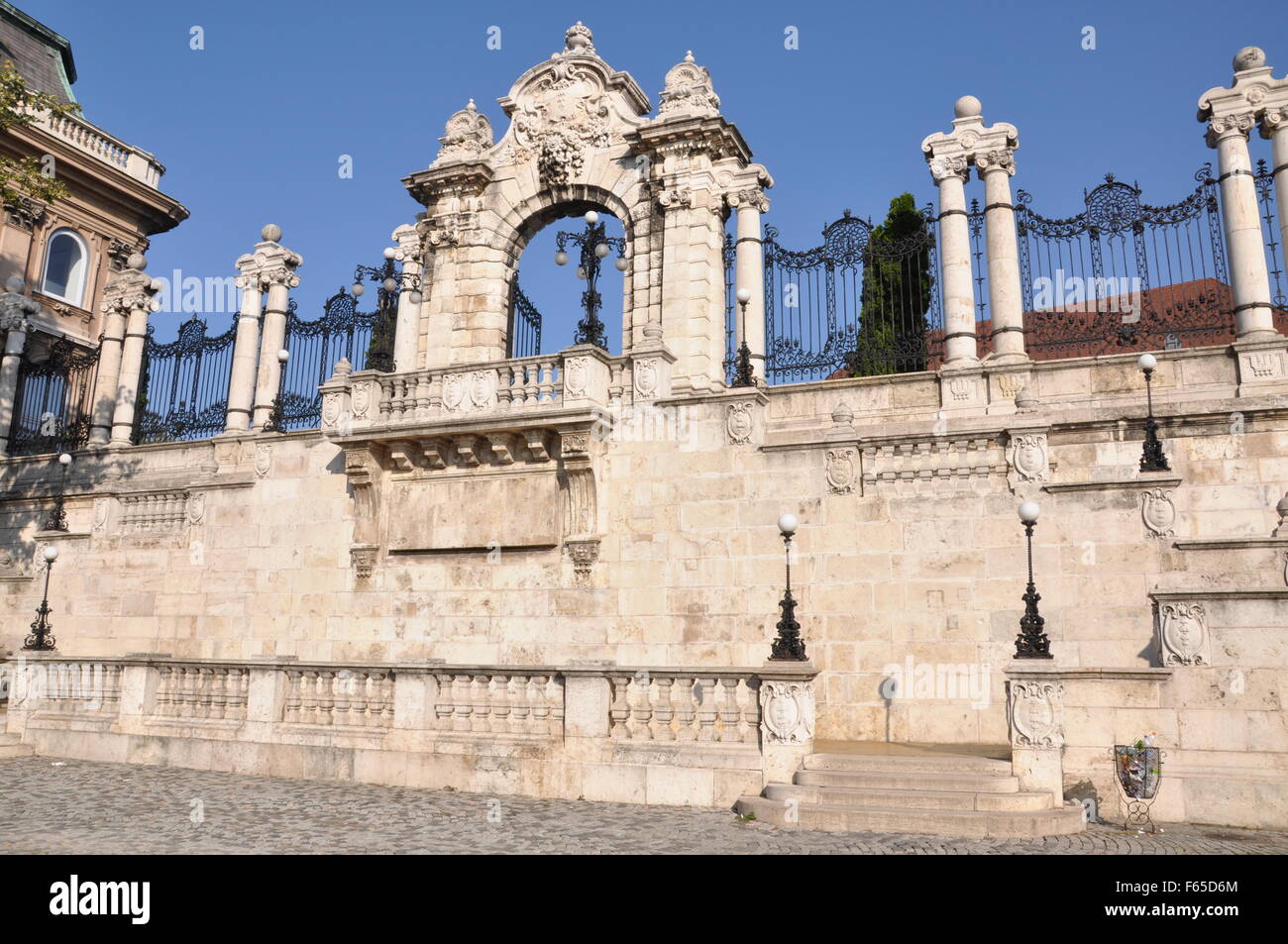Baroque gateway buda castle palace hi-res stock photography and images ...