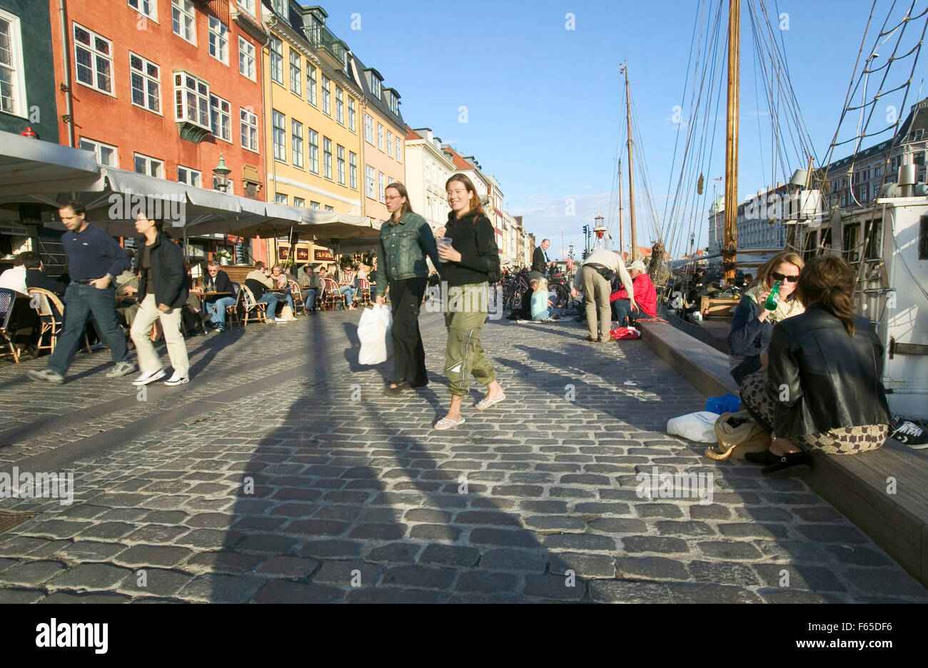 People at Nyhavn Canal in Copenhagen, Denmark Stock Photo - Alamy