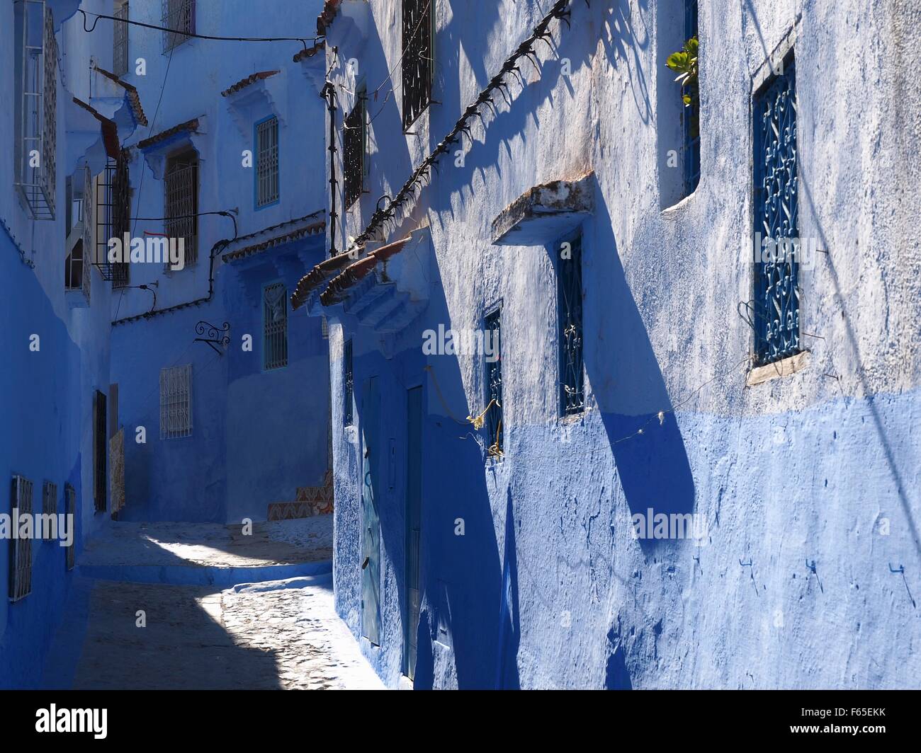 Blue alleys in the medina of chefchaouen hi-res stock photography and ...