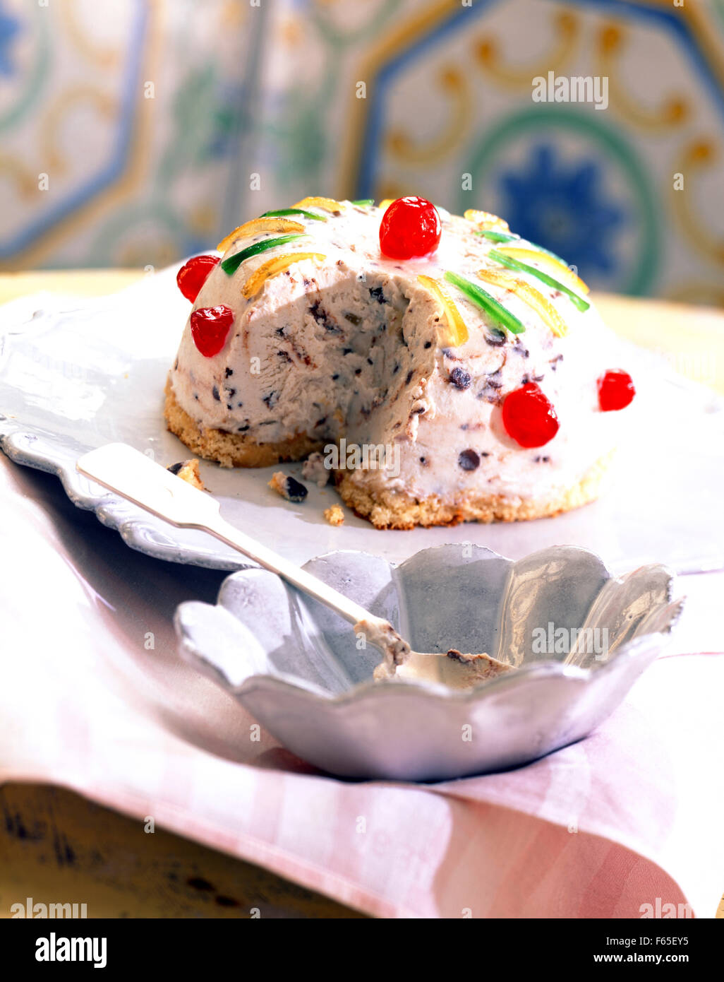 Cassata and sicily hi-res stock photography and images - Alamy