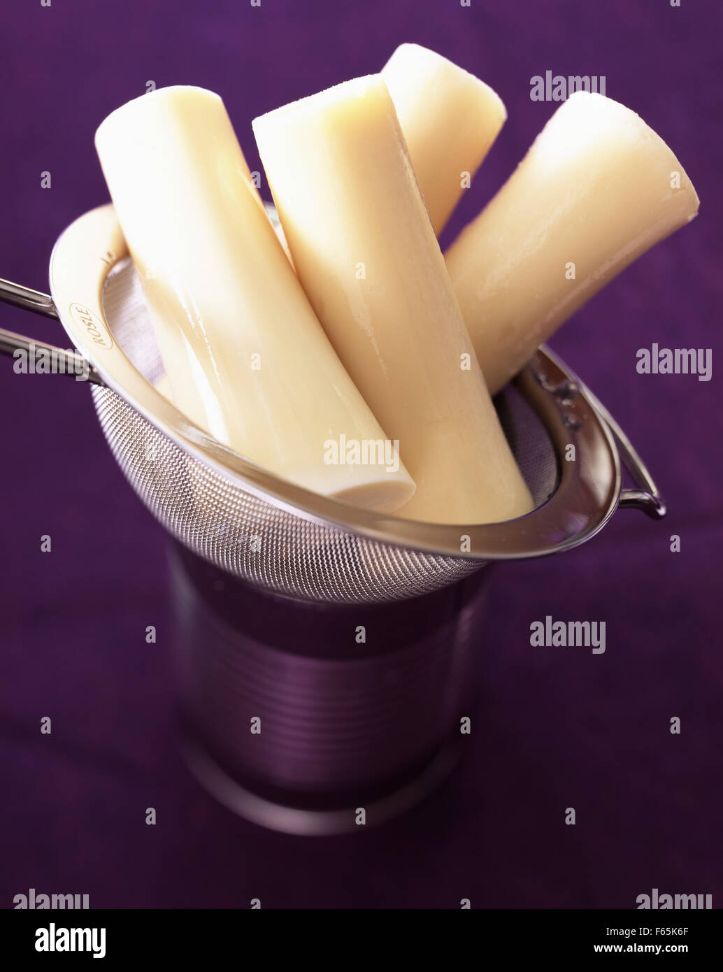 palm hearts (topic: palm hearts Stock Photo - Alamy