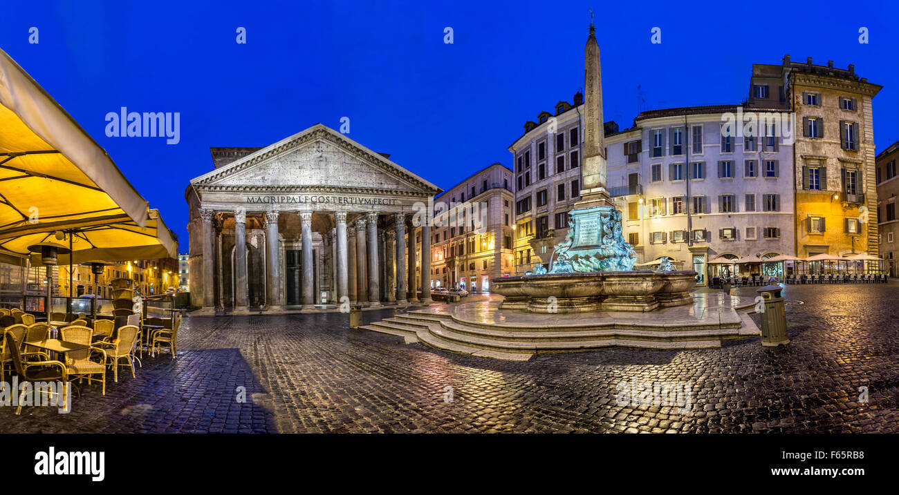 Night view of Pantheon and obelisk in Piazza della Rotonda Rome, Italy ...