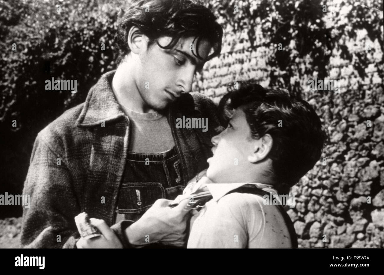 Los olvidados 1950 hi-res stock photography and images - Alamy