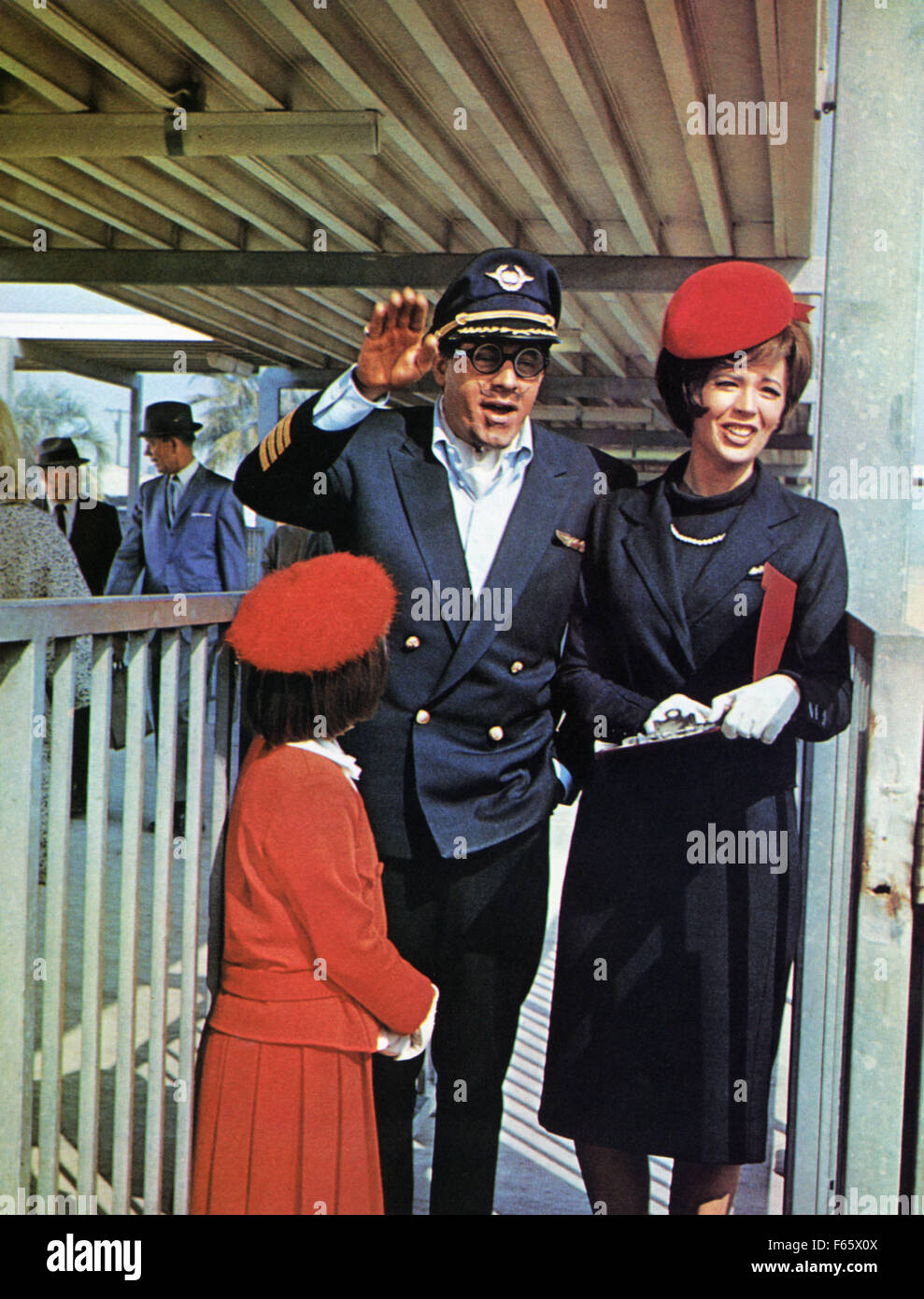 Jerry lewis family jewels hi-res stock photography and images - Alamy
