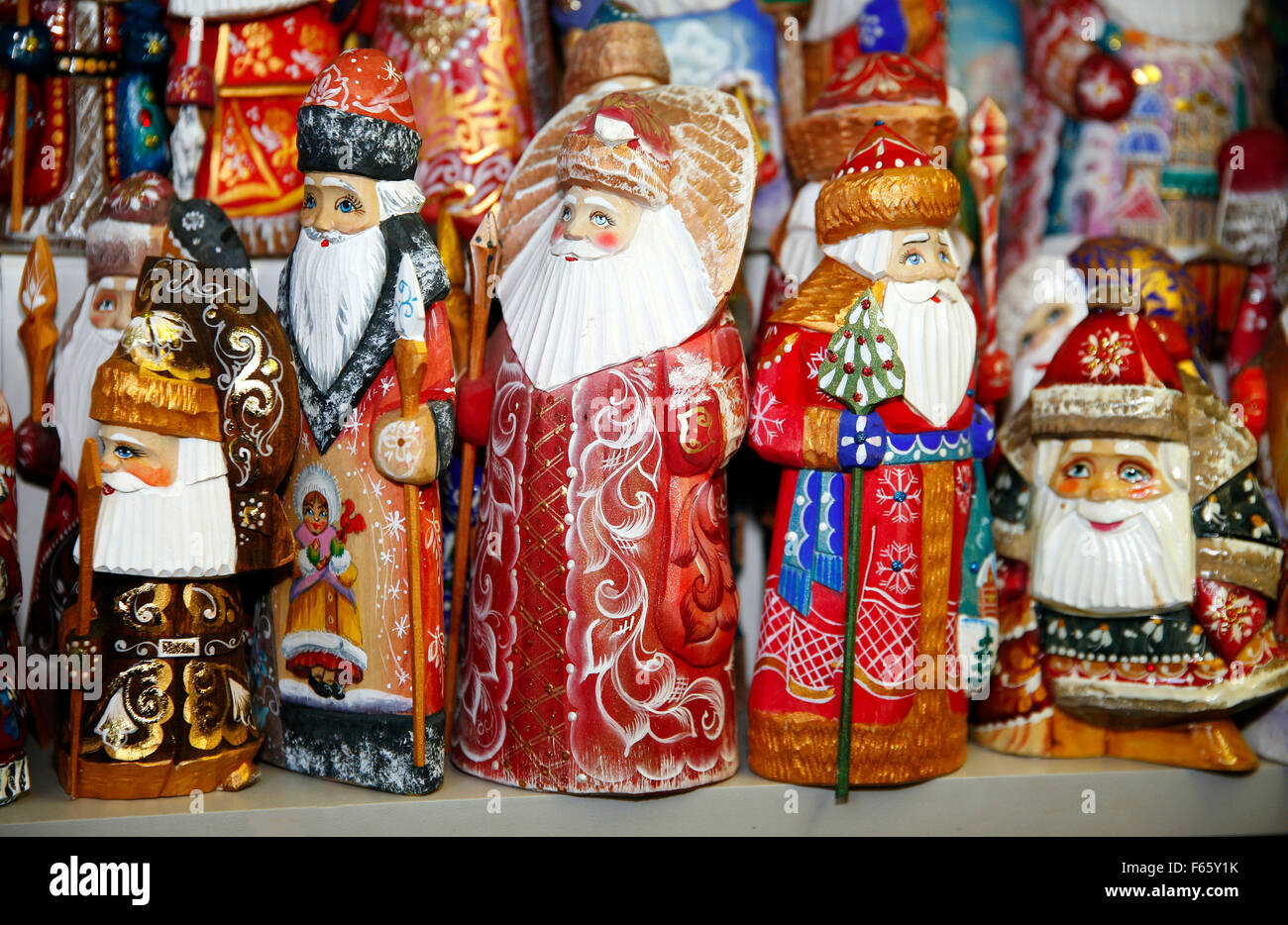 Santa decorations selling during christmas market Stock Photo - Alamy