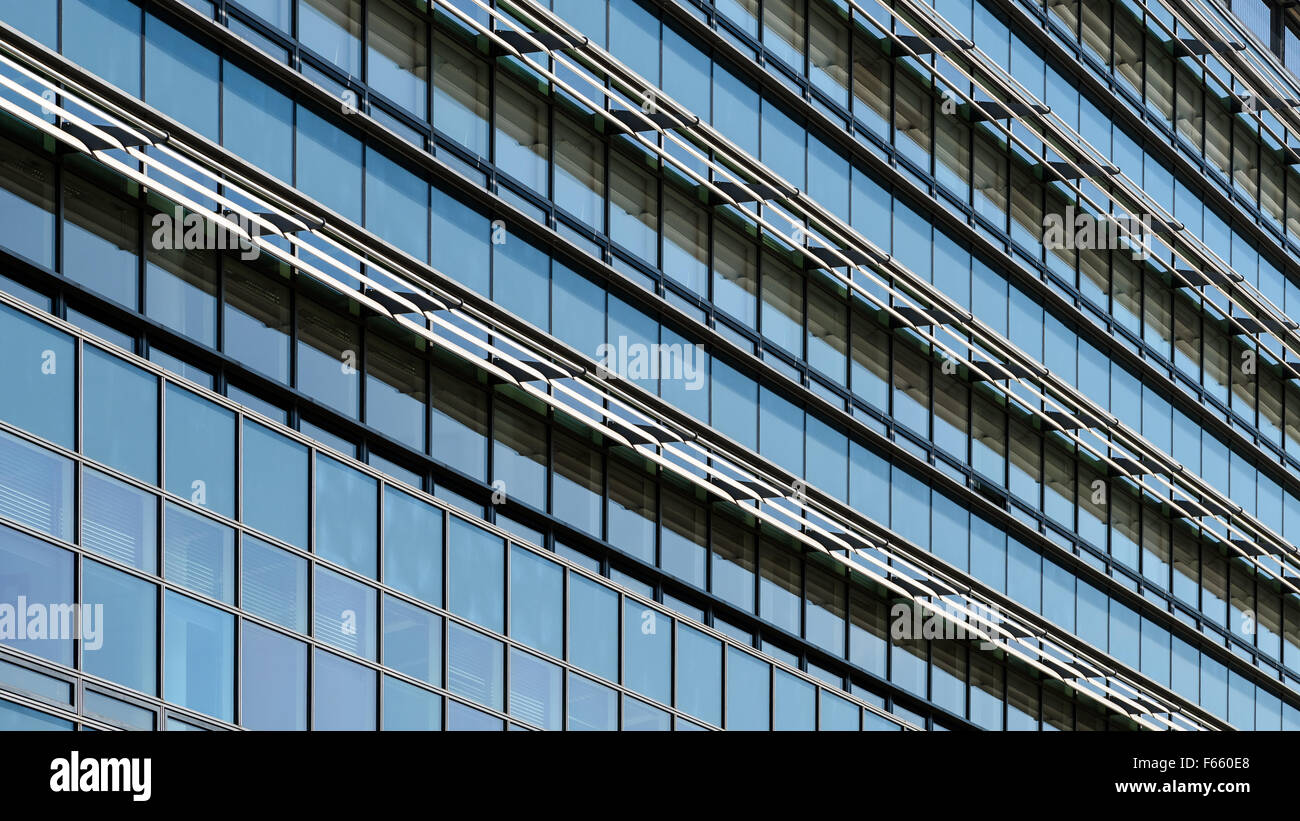 Windows business center hi-res stock photography and images - Alamy