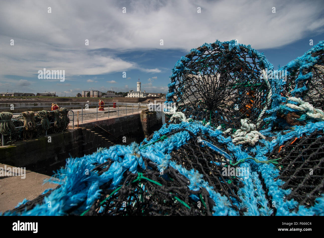 Arbroath pier hi-res stock photography and images - Alamy