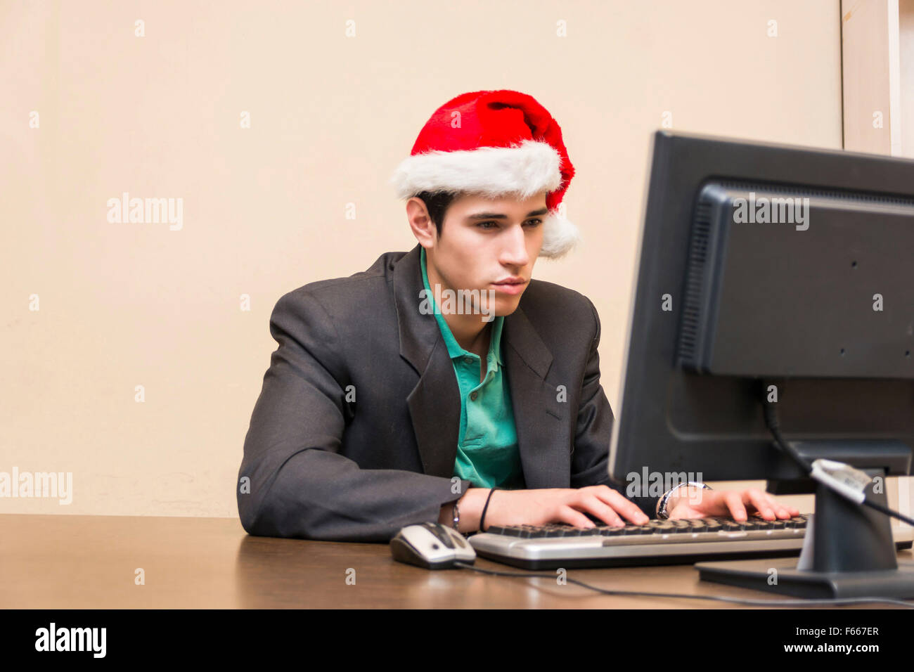 Busy desk hi-res stock photography and images - Alamy