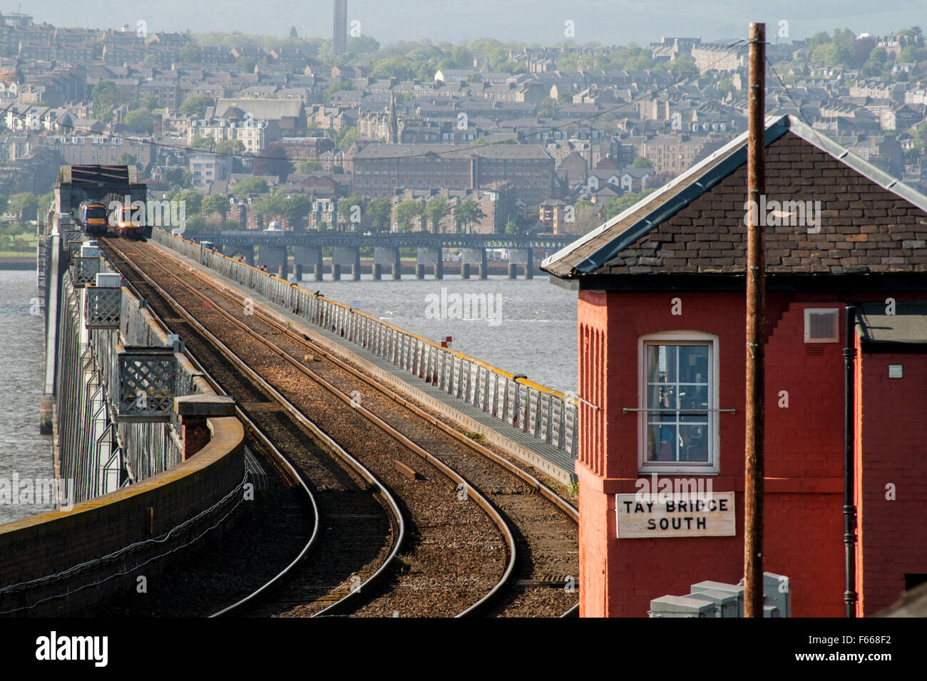 Signal box bridge hi-res stock photography and images - Alamy