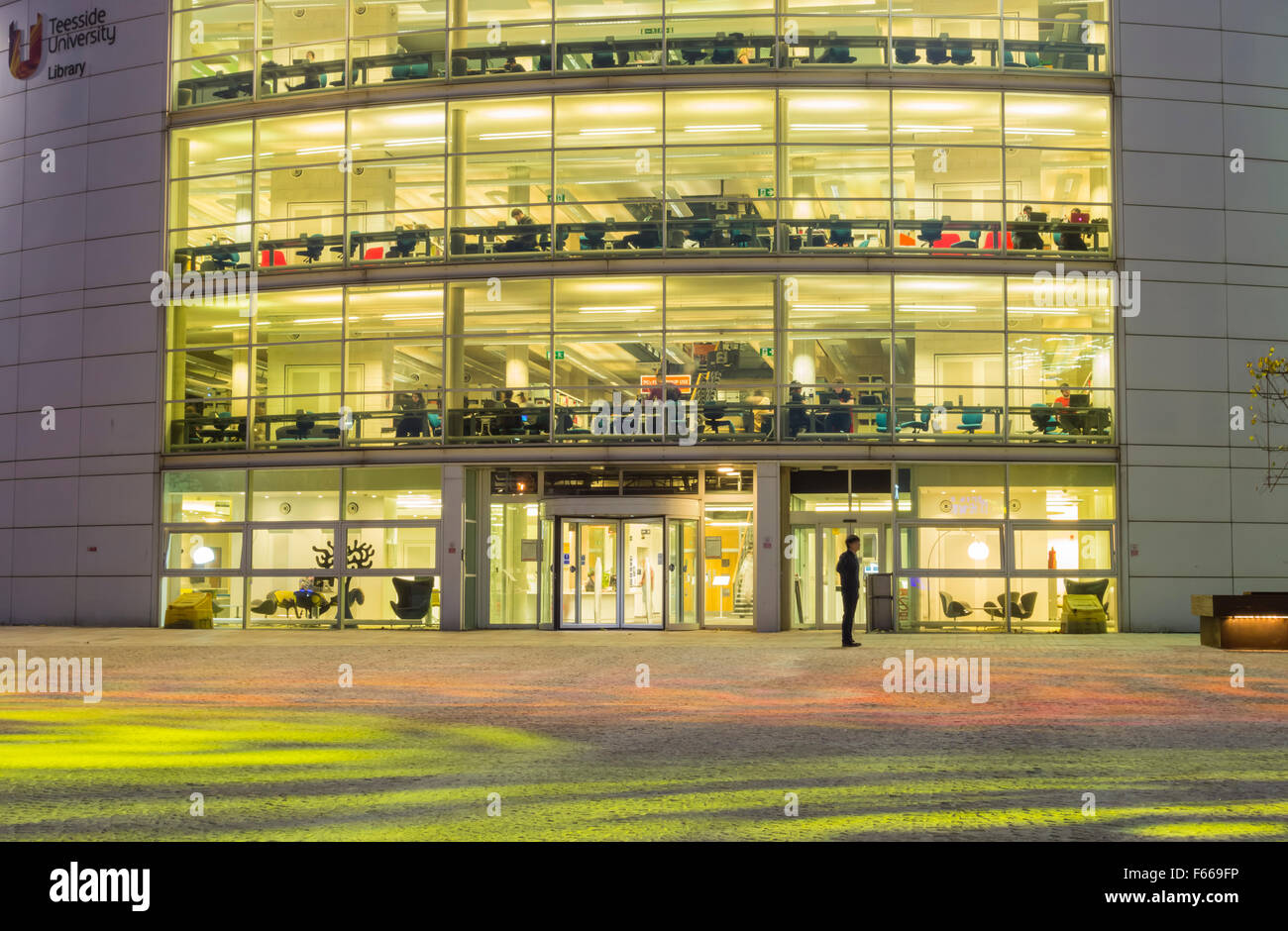 Teesside University library at dusk. Middlesbrough, north east England ...