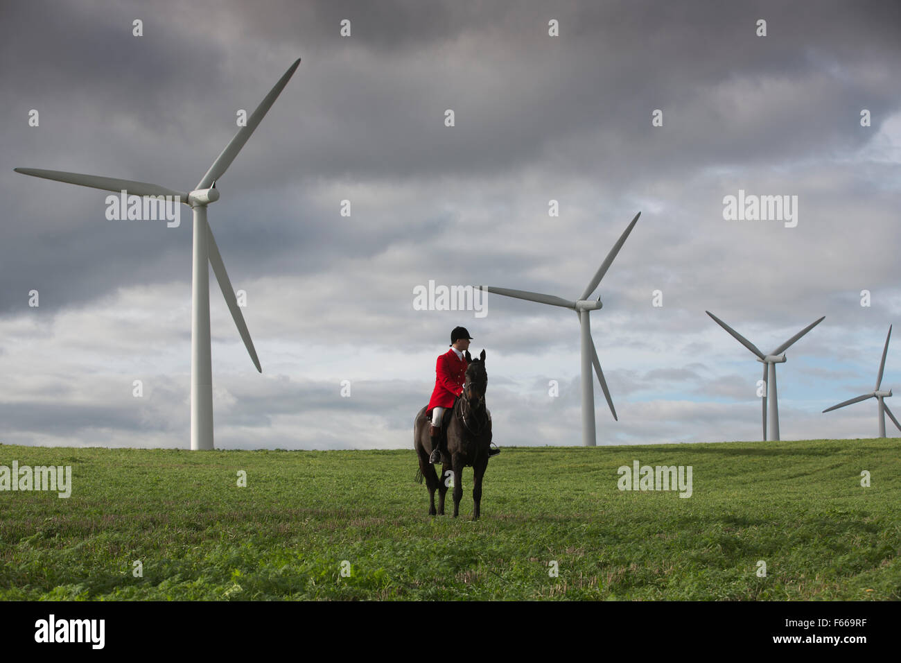 Westmill Solar and Wind Turbine community energy project, on the ...