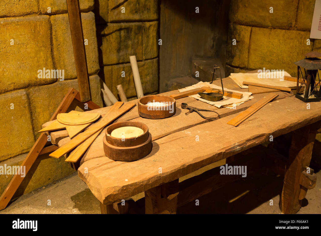 Workshop in the basement Stock Photo - Alamy