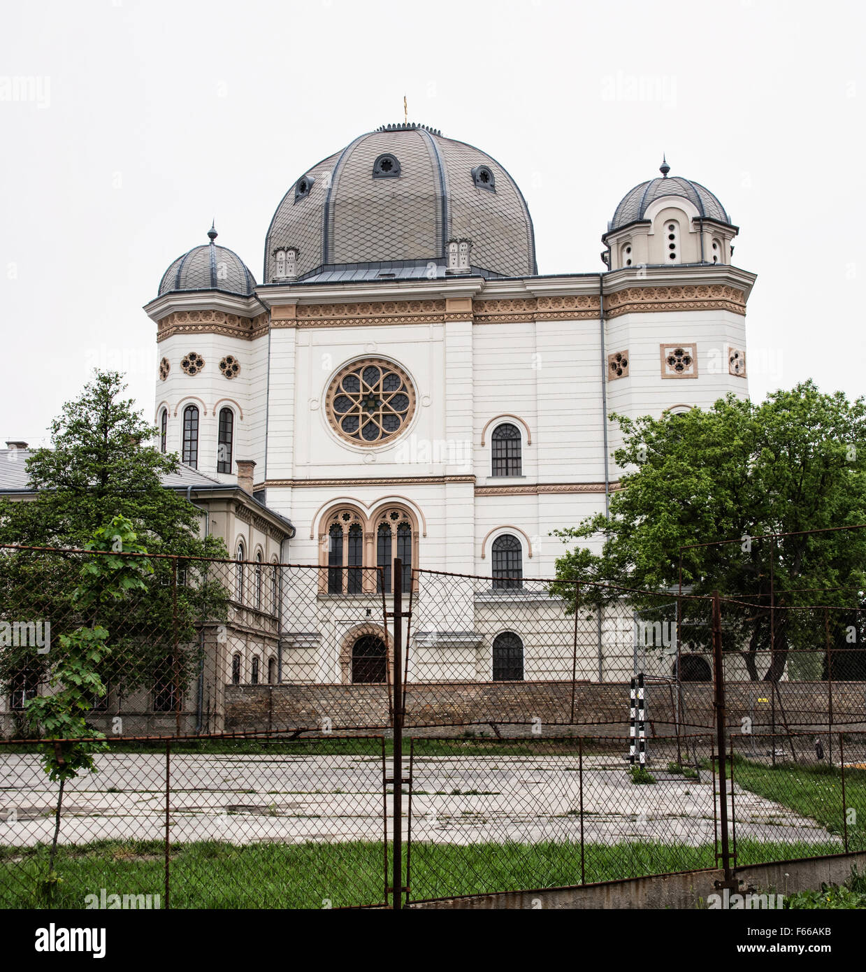 Synagogue, Gyor, Hungary. Religious architectural theme Stock Photo - Alamy