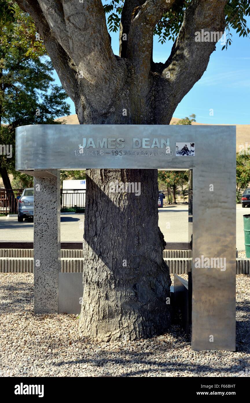 James dean death hi-res stock photography and images - Alamy