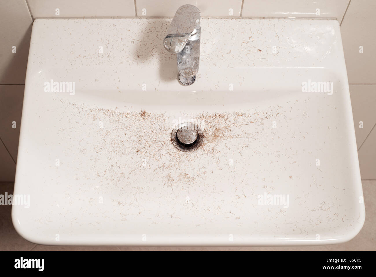 sink after shave Stock Photo - Alamy