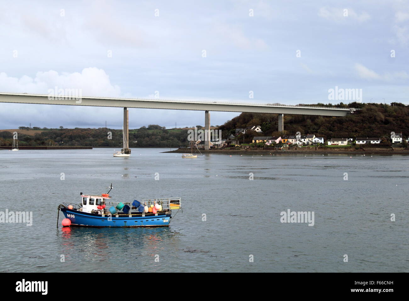 Cleddau Bridge, Neyland, Pembrokeshire, Dyfed, Wales, Great Britain ...
