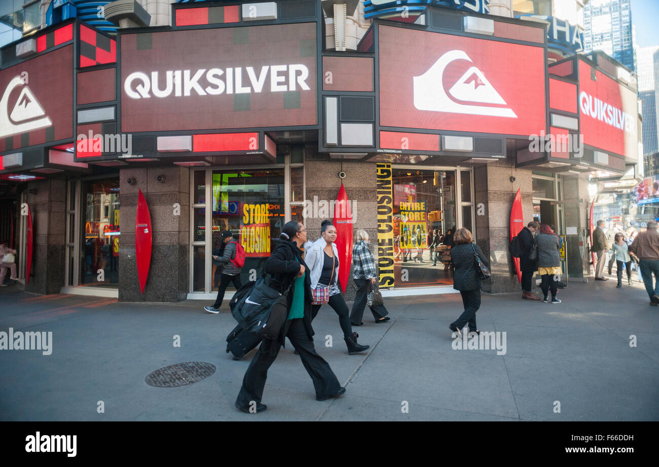 Big discounts on merchandise and fixtures are advertised in the ...