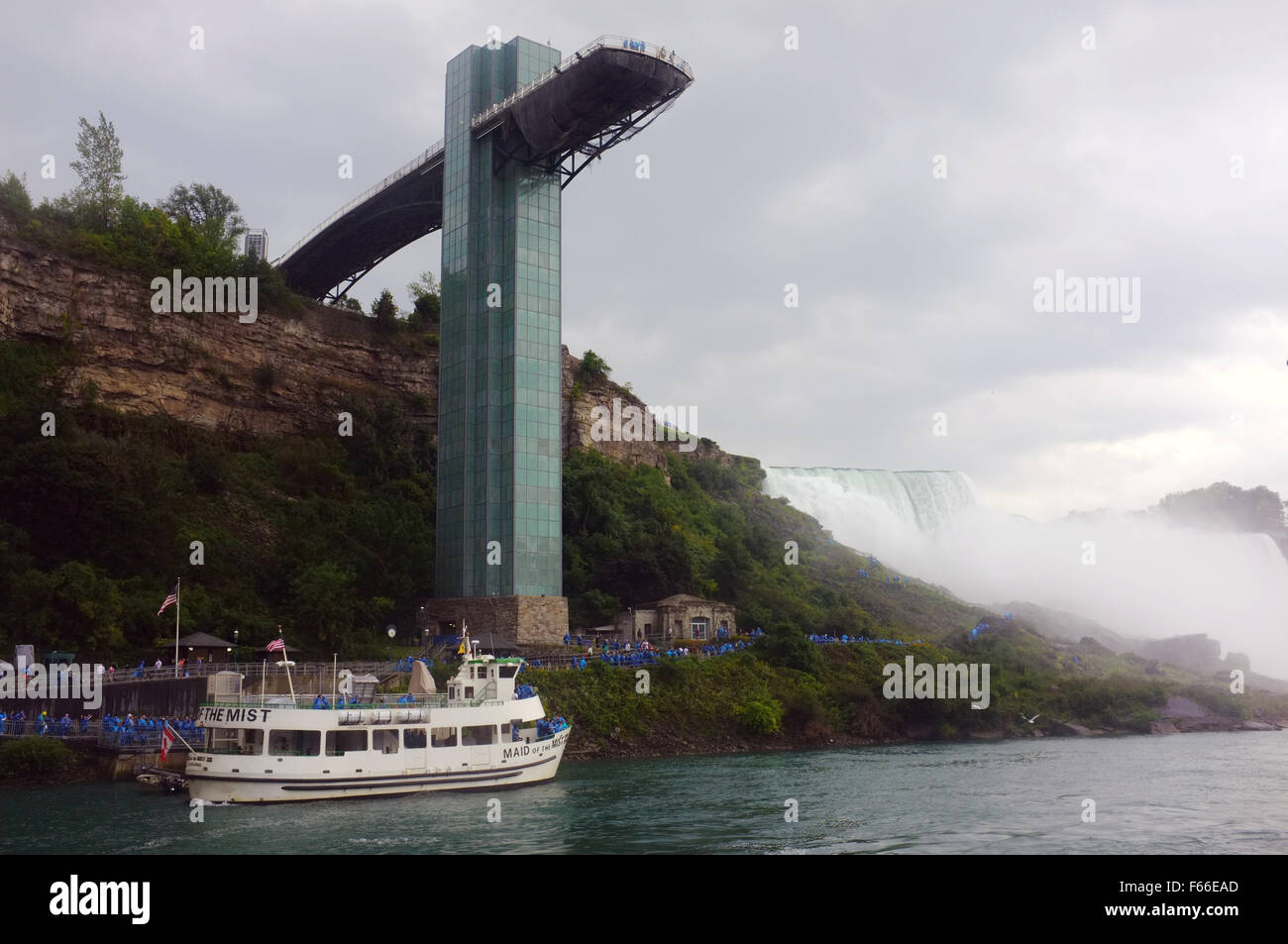 A tourist boat sits beneath the American Prospect Point Park ...