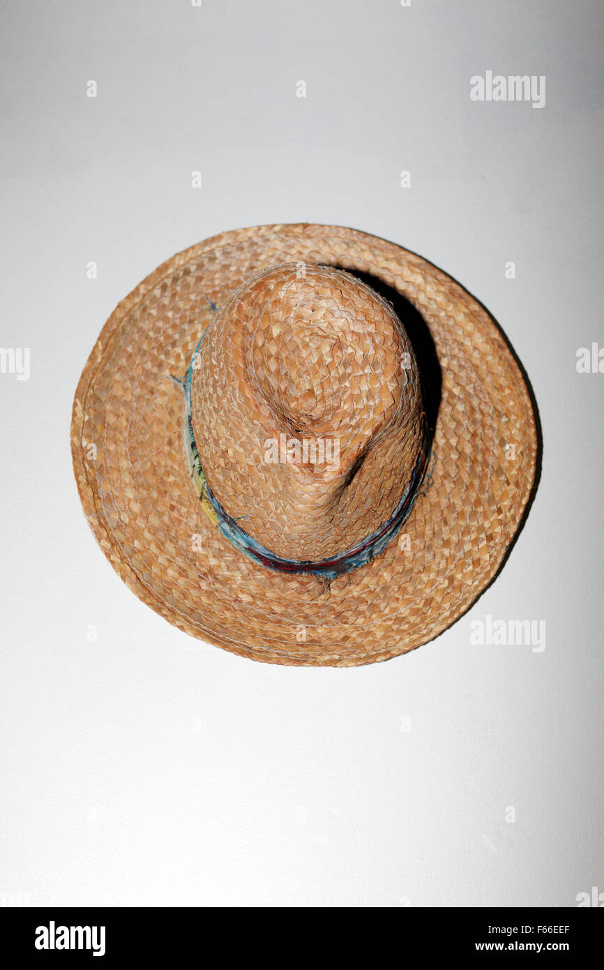 The top of a round, flat brimmed palm-straw hat Stock Photo - Alamy