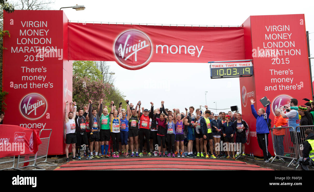 The London Marathon Start line 2015 Stock Photo - Alamy