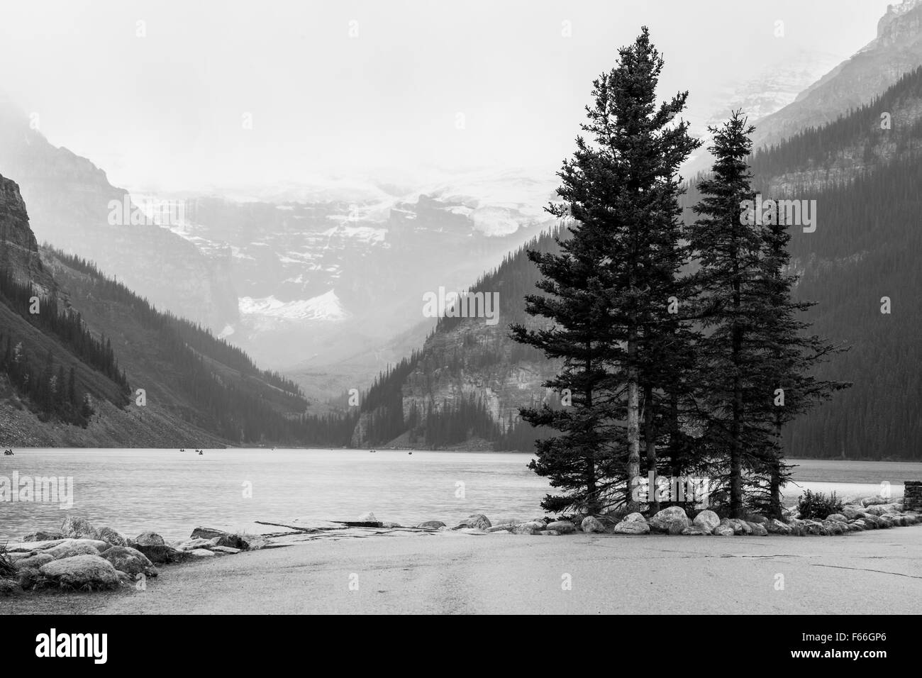 Winter scene canada Black and White Stock Photos & Images - Alamy