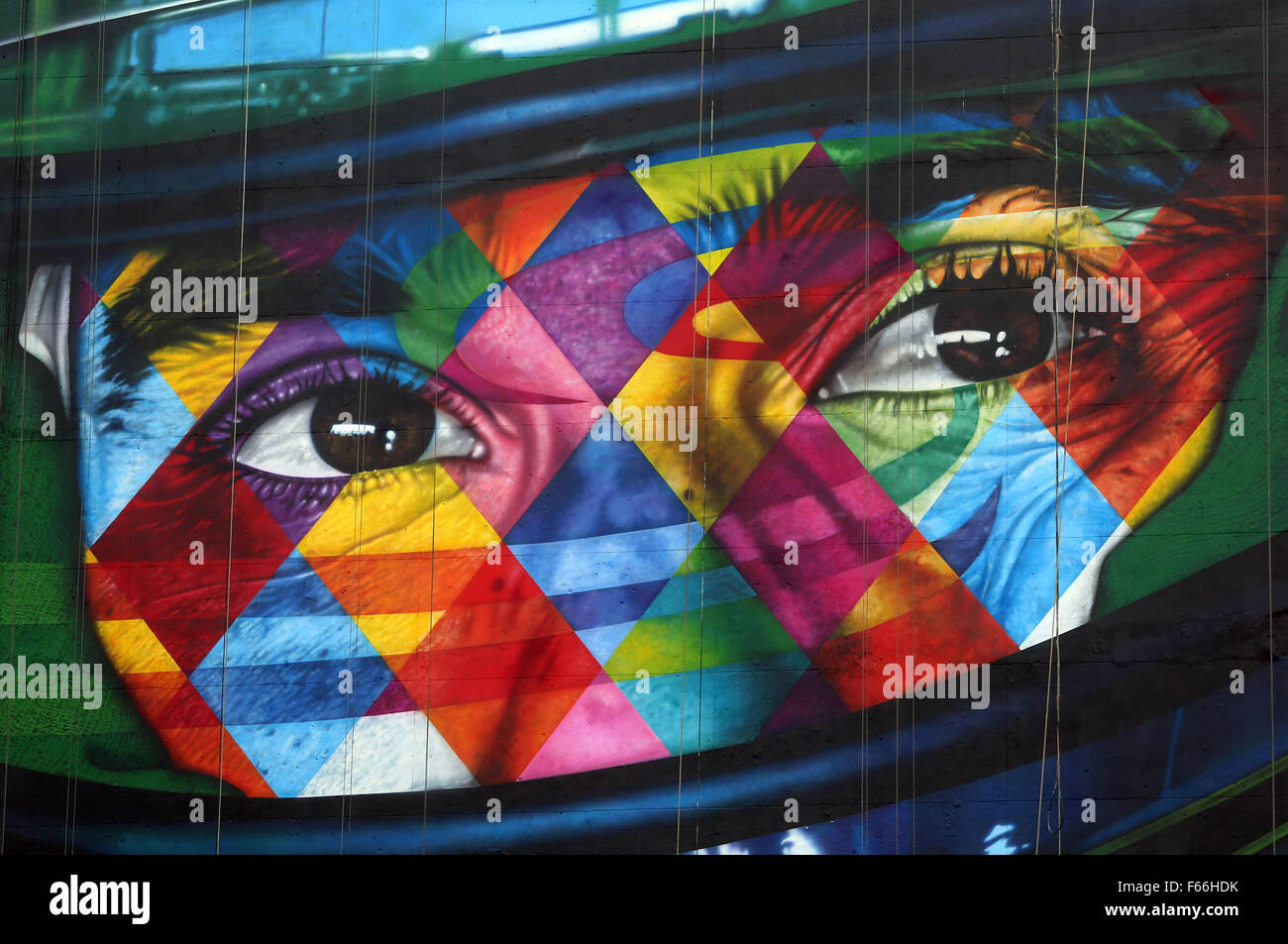 Sao Paulo, Brazil. 12th Nov, 2015. View of a graffiti in tribute to the ...