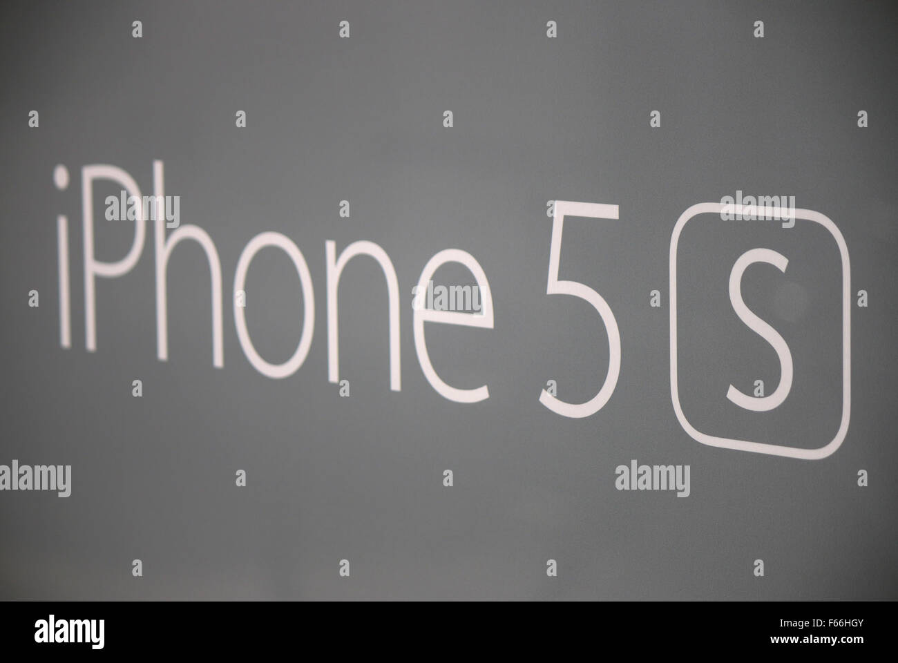 Iphone emblem hi-res stock photography and images - Alamy