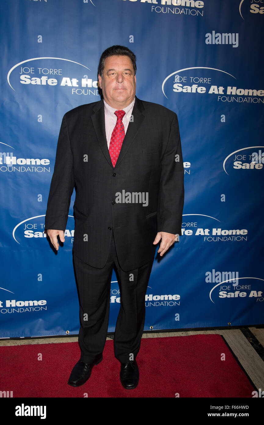 New York, NY, USA. 12th Nov, 2015. STEVE SCHIRRIPA arrives to the Joe ...